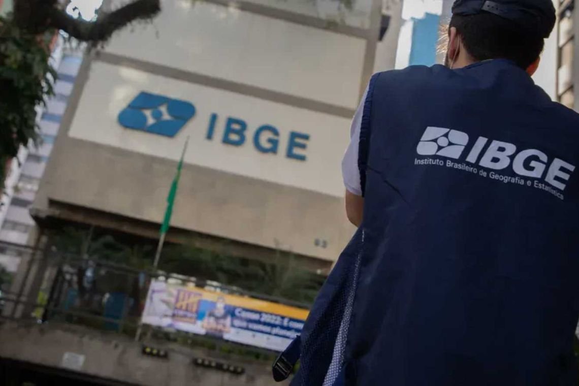 IBGE adia divulgação do PIB dos Municípios para 2025 devido à mudança ...