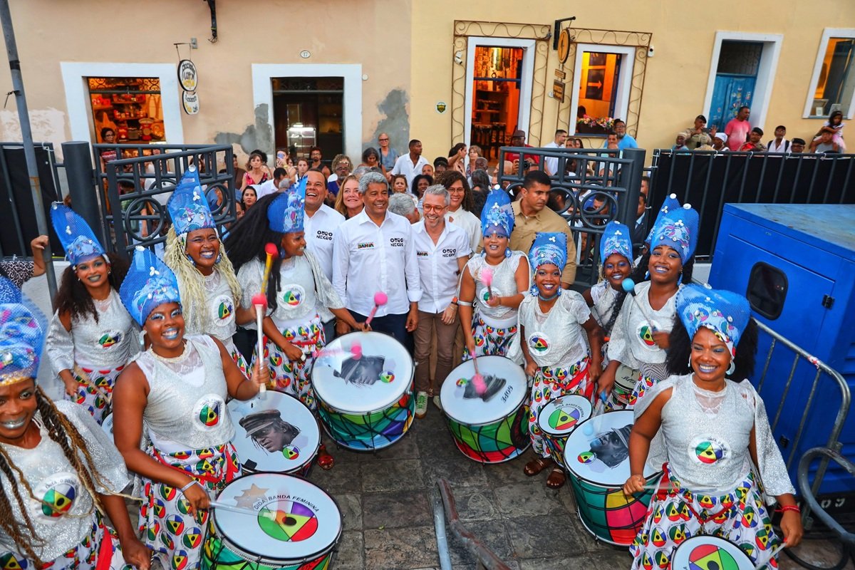 Governo do Estado apresenta Carnaval Ouro Negro 2025 com investimento ...