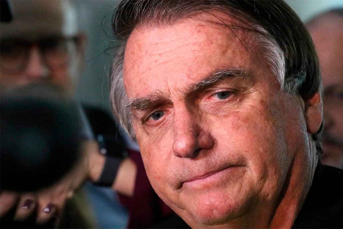 Bolsonaro segue internado após novo procedimento e fará endoscopia ...