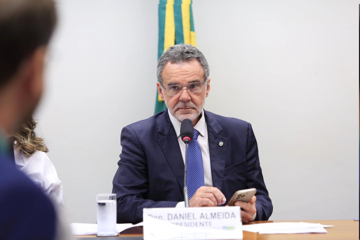 Após ataque a terreiro em Salvador, Daniel Almeida, criador da lei ...