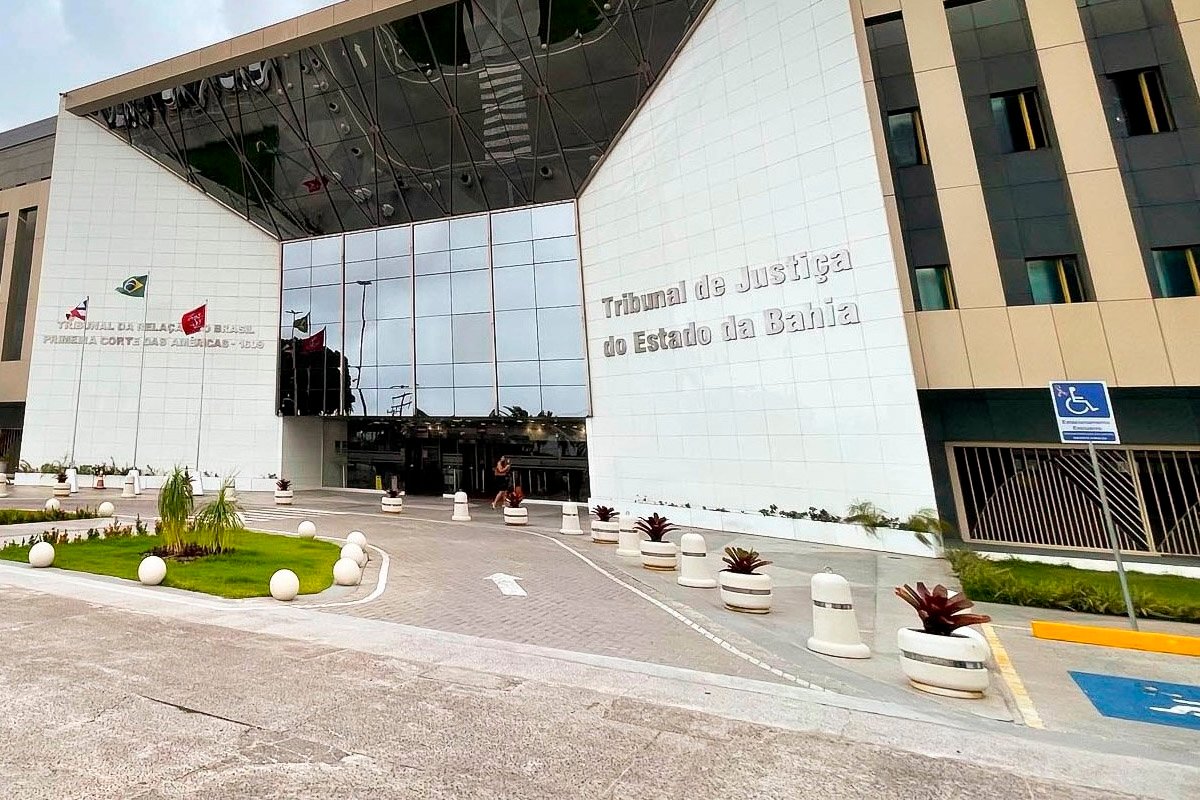 Após 12 anos, júri condena dois ex-PMs pela morte de Geovane ...