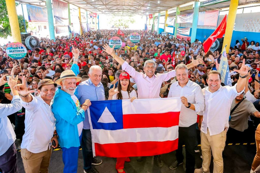 Jaques Wagner defende Pix, critica Flávio Bolsonaro e chama senador de ...